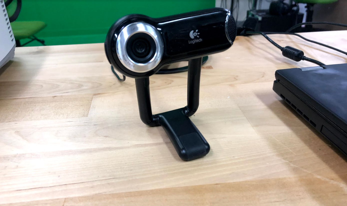 Everything Working – Josue and Chris – D19 LIGHT ART